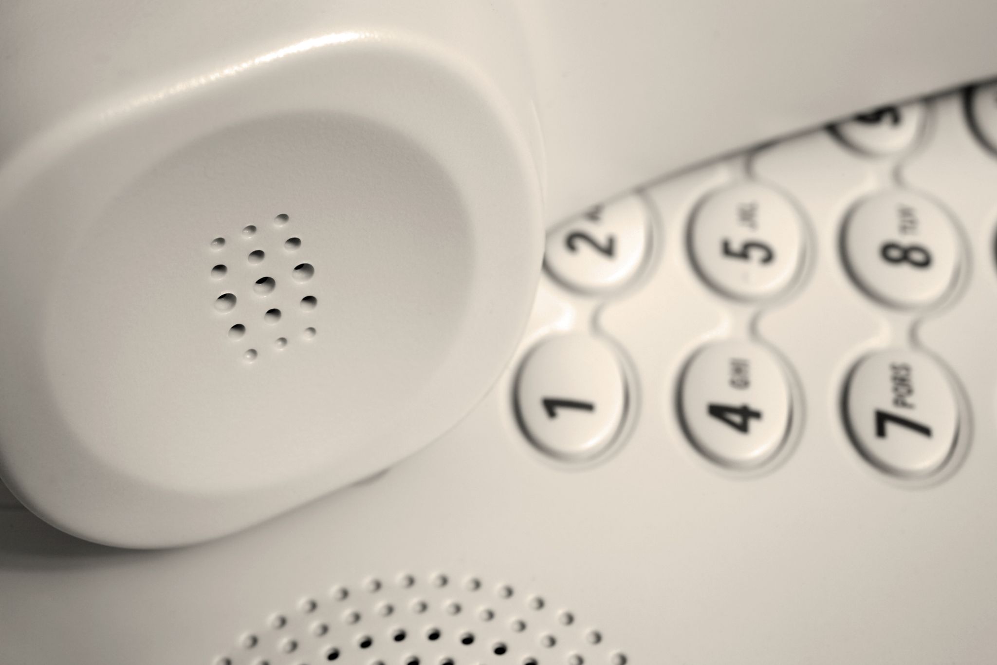 Hyperacusis - Symptoms, causes and treatment | Amplifon