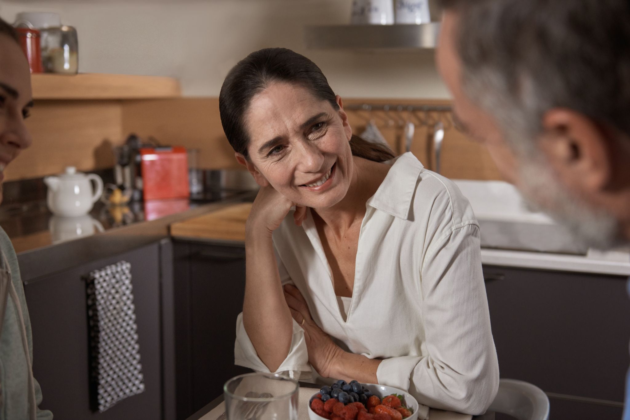 Bubble popping noise in ear: pain, infection & treatment