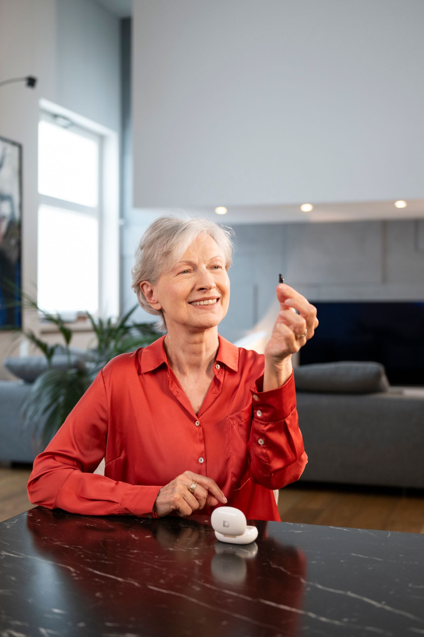 Hearing aid insurance coverage in the UK | Amplifon UK